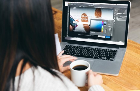 How to Pick the Best Macbook for Graphic Design Work | Ma-No Tech News ...